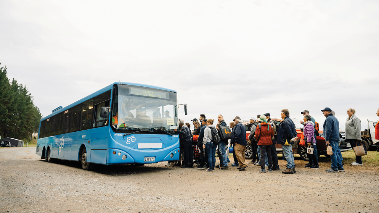 Photo 2 Fieldays visitors are encouraged to catch a free bus or use ...